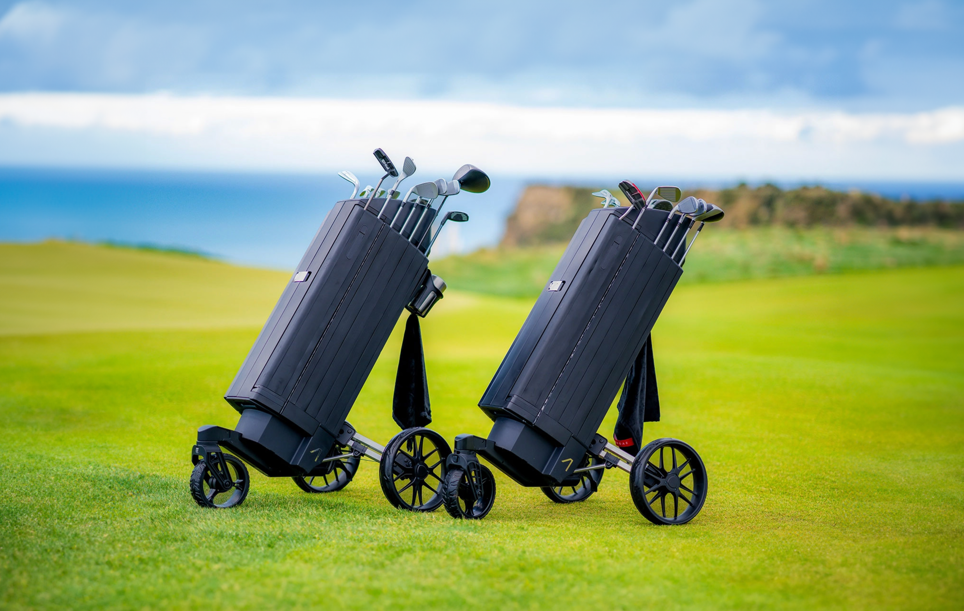 The inside out golf bag that changed the conversation – Avgar Sport